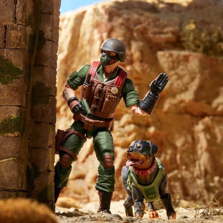 Mutt and Junkyard GI Joe Classified Series In Hand Review