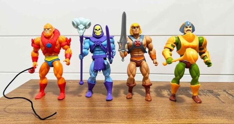 MOTU Origins Cartoon Collection Man At Arms In Hand Review