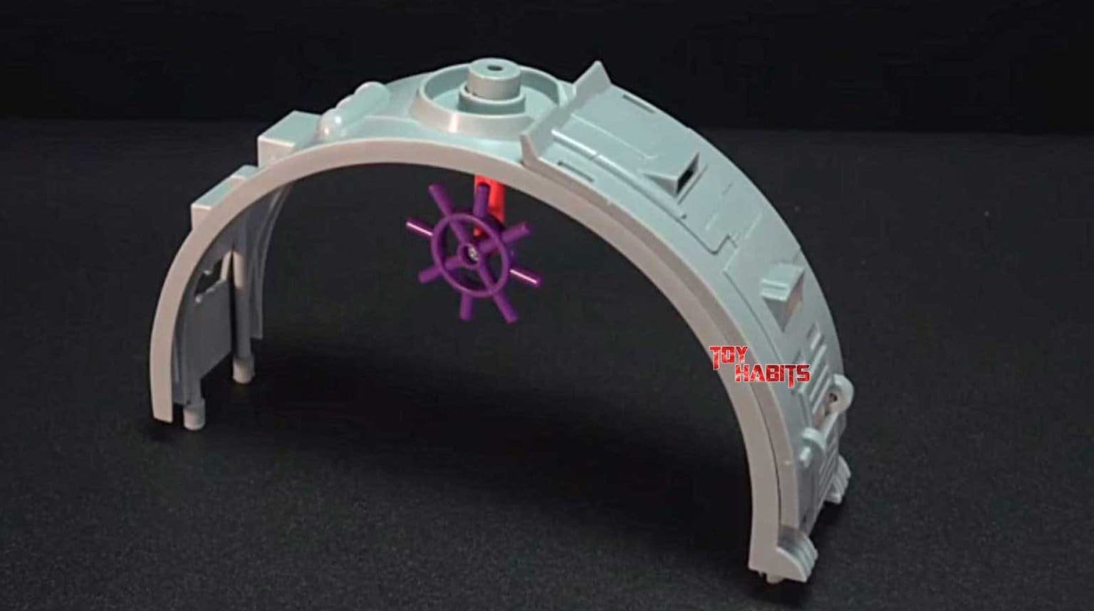 Classic Technodrome TMNT Amazon Exclusive Box and In-Hand Images - Toy ...