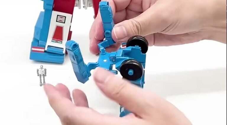 Ultra Magnus Transformers Missing Link C-10 Preorder - Toy Habits