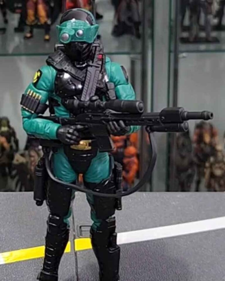 Night Viper GI Joe Classified Series In Hand Images - Toy Habits