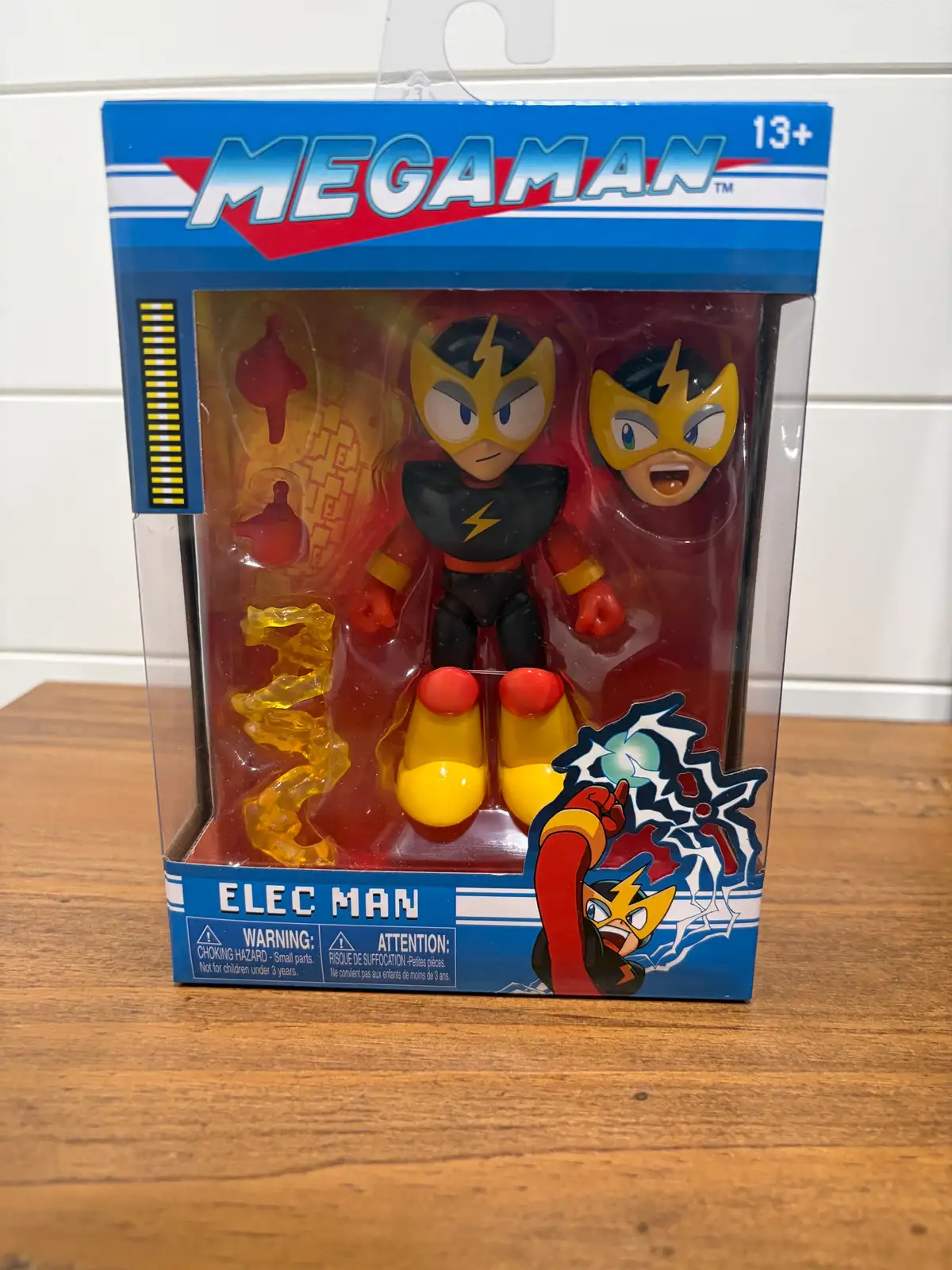 Jada Toys Mega Man Elec Man In Hand Review